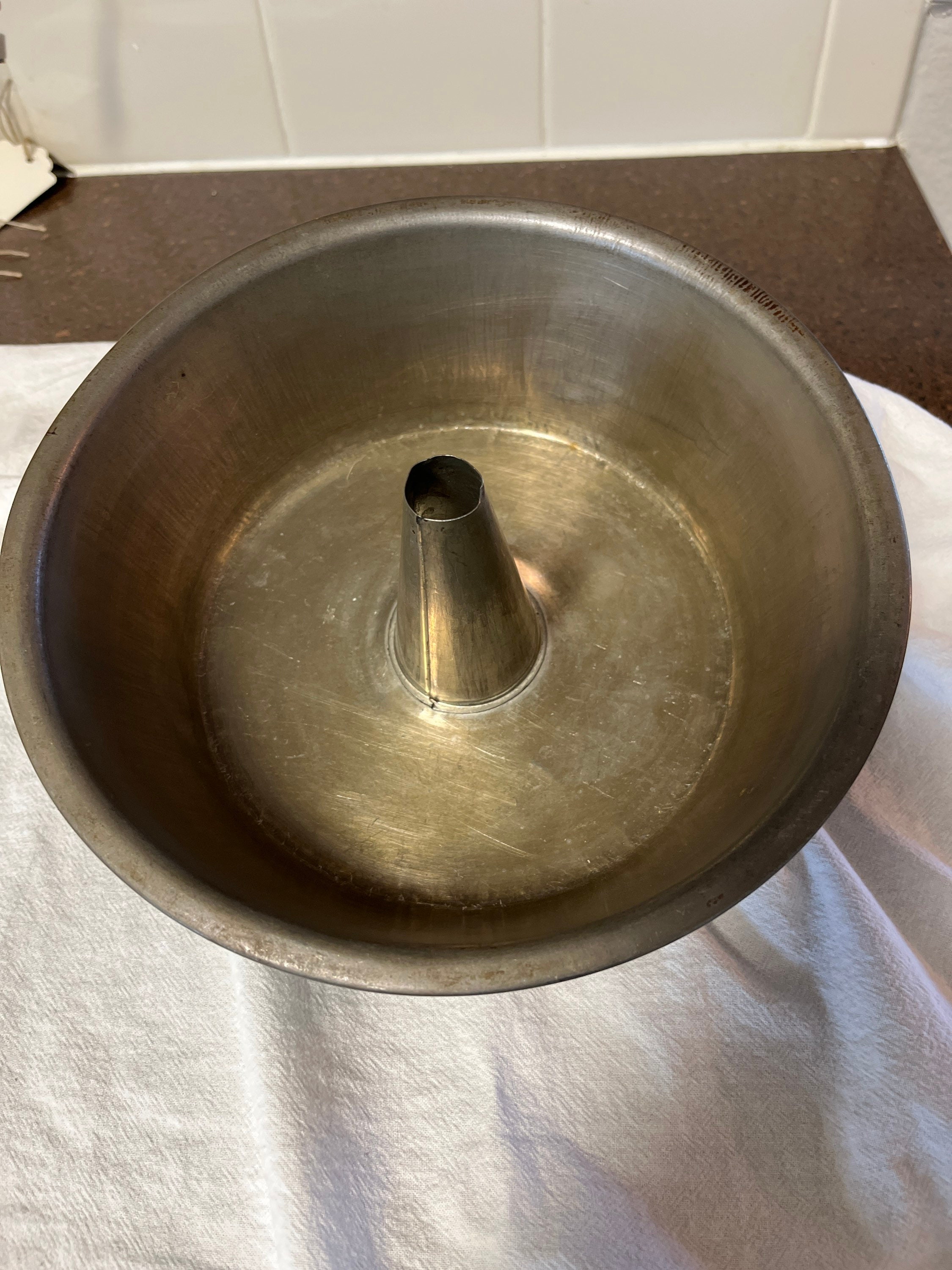 Vintage Tin Cake Pan - Etsy