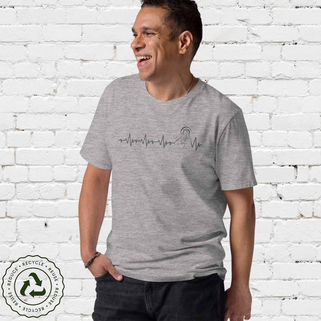 Sustainable Grey Virgin Mary EKG T-shirt, Madonna T Shirt, Recycled ...