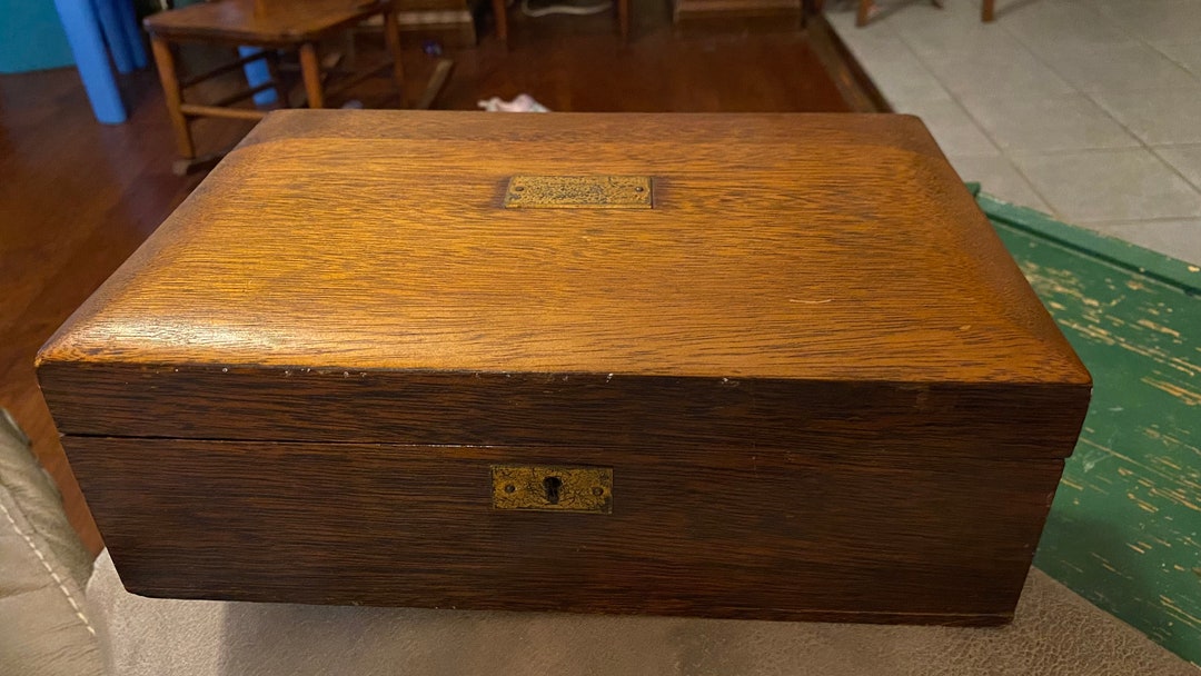 Antique Mahogany Cigar Humidor With Plated Metal Liner on All Interior ...