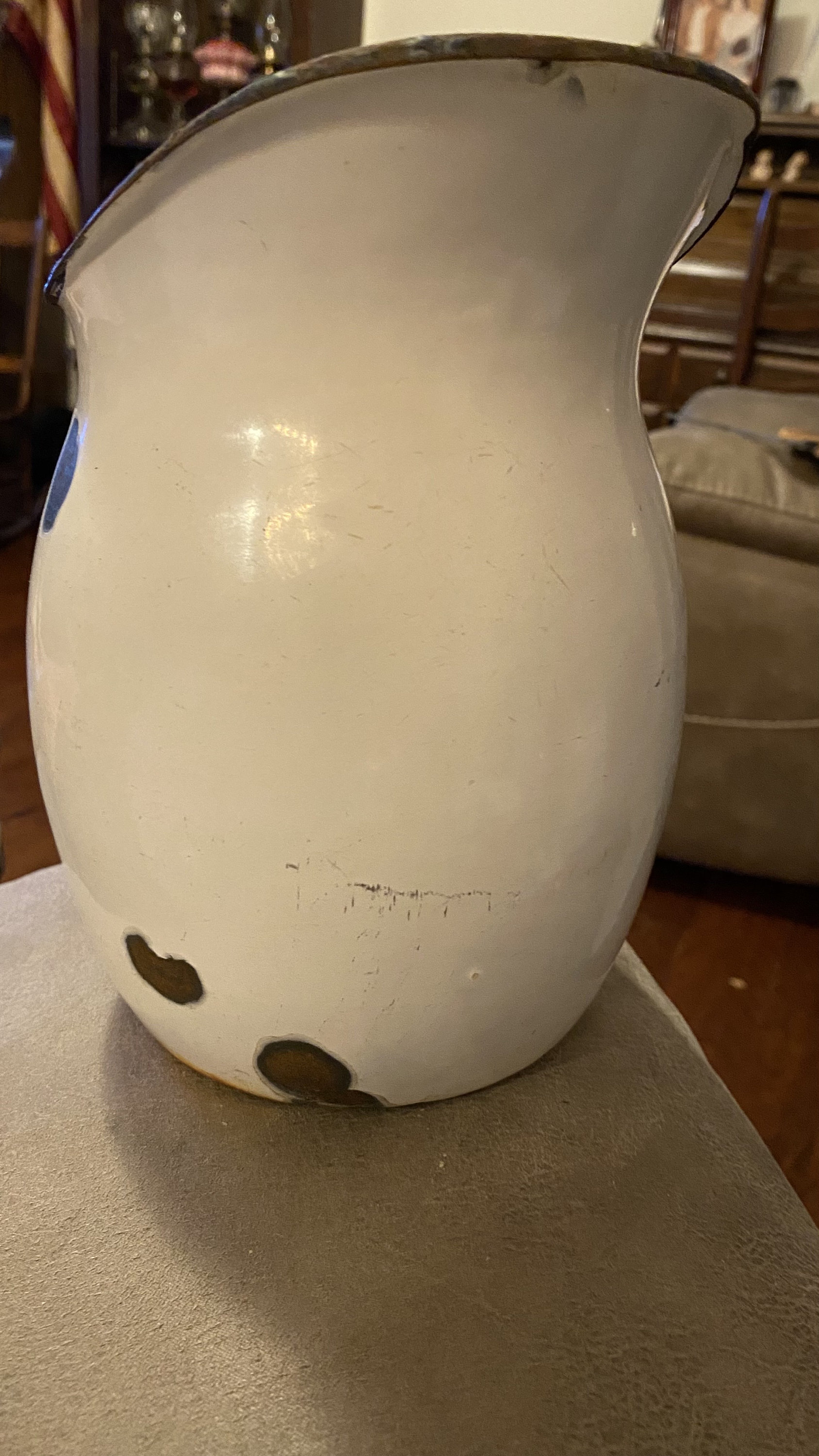 Vintage 8 Tall Farmhouse Wite Porcelain Water Pitcher With Black Trim ...