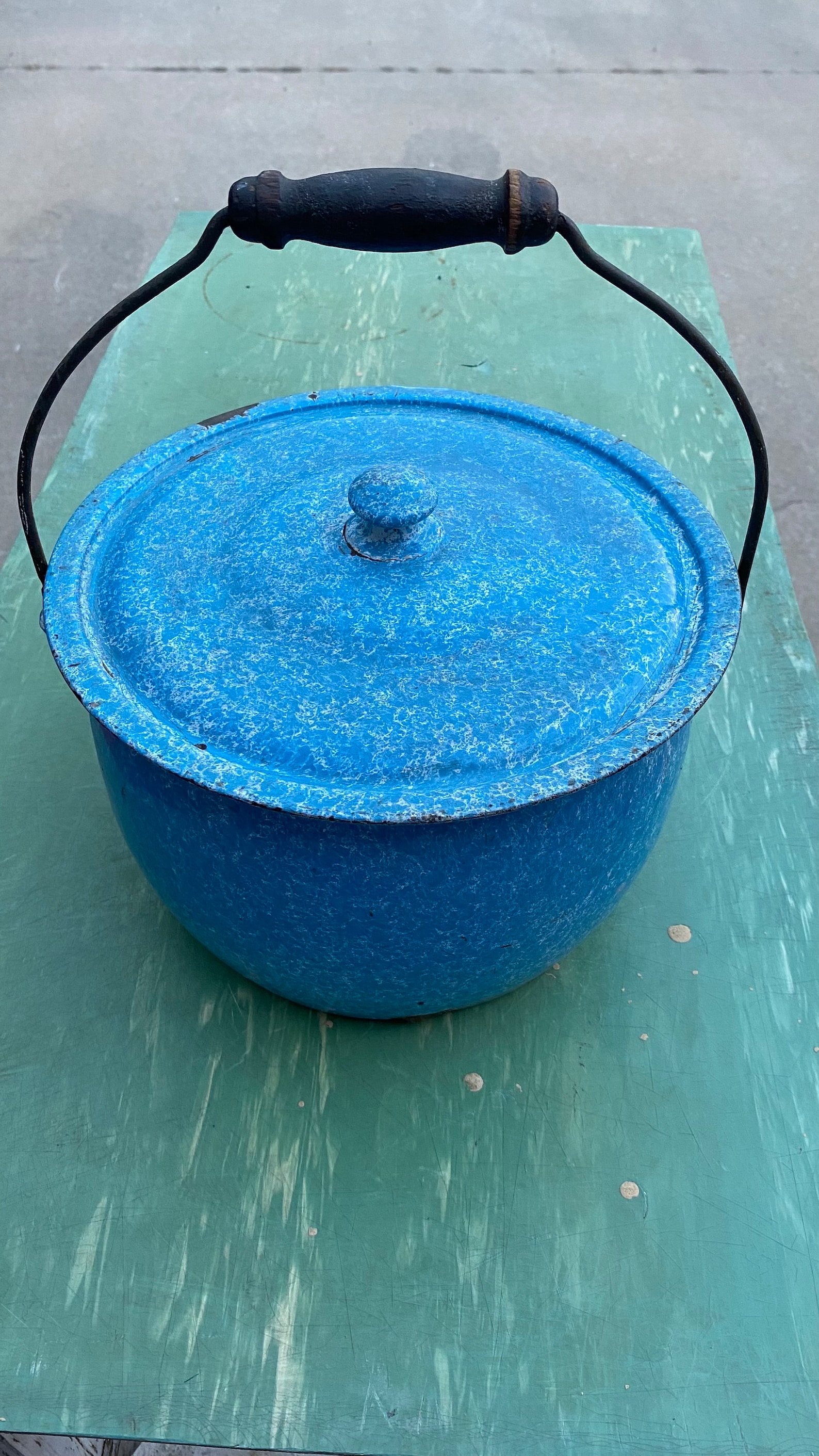 Vintage Really Old Large Sky Blue Porcelain Bean & Stew Cooking Pot ...