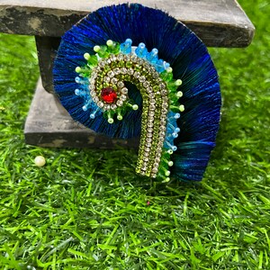 Elegant Resham Thread Krishna Kalangi / Laddu Gopal Statue Pin for ...