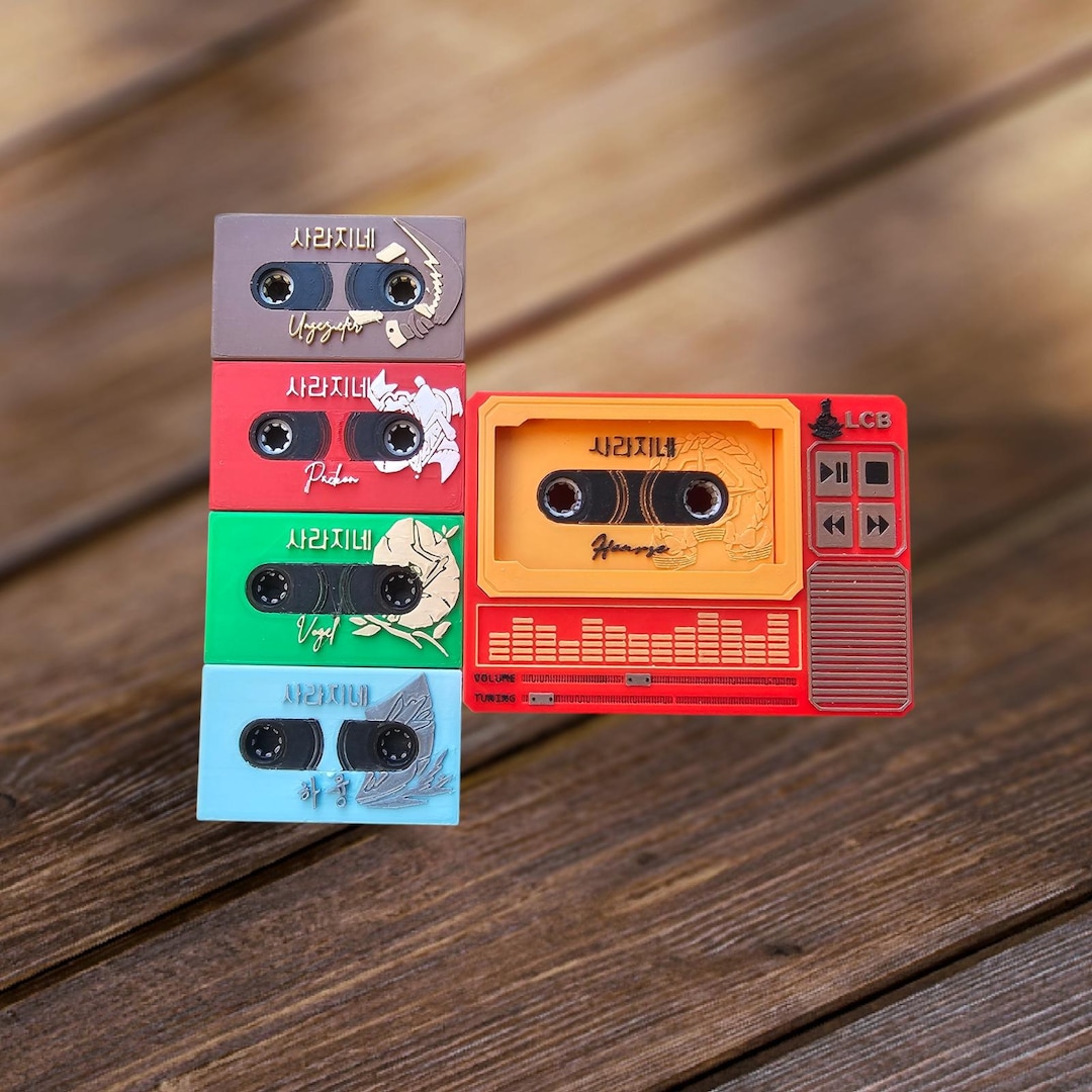 Limbus Company Pass-on Pin/display Case Set 1 - Etsy