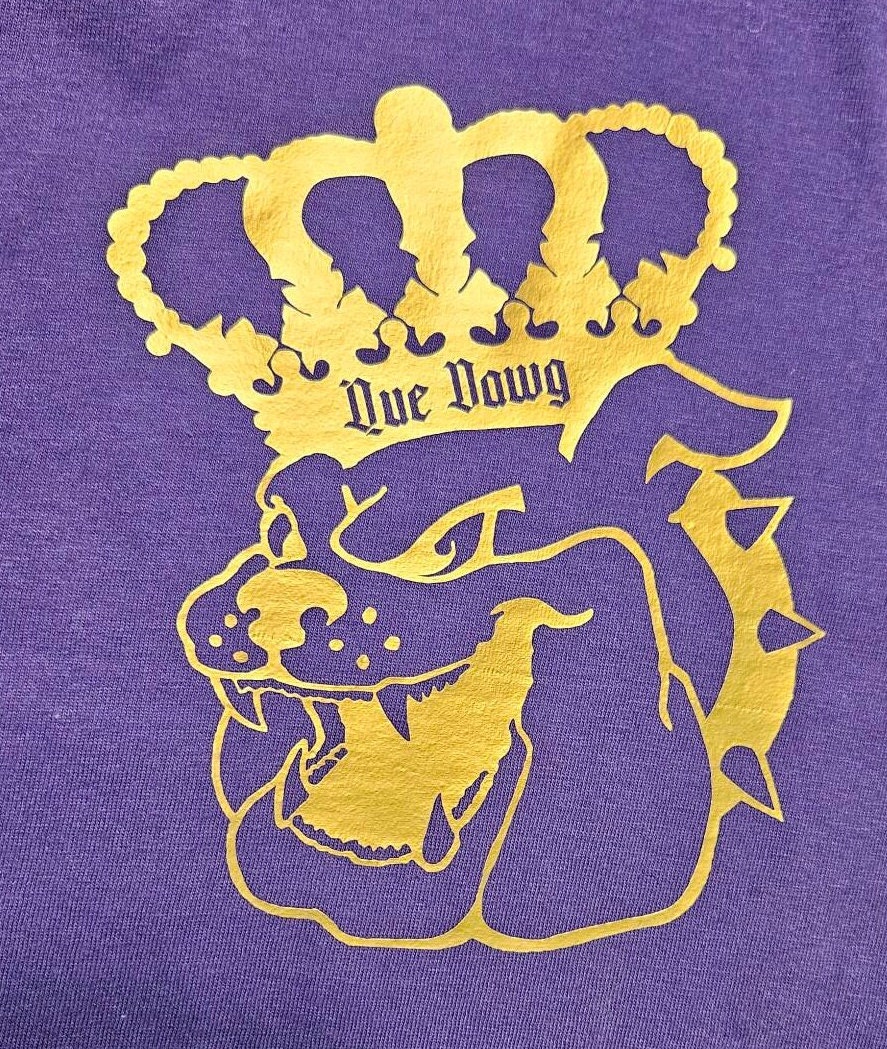 Omega Psi Phi "que Dawg" T-shirt - Etsy