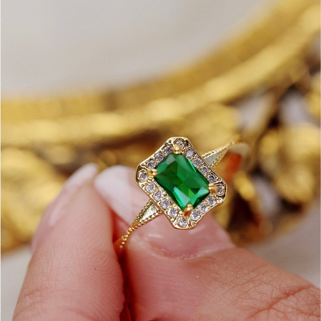 Vintage Emerald Large Ring 14K Gold Best Friend Gift Dainty Minimalist ...
