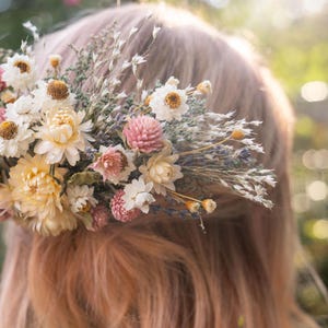 Morning Frolic Large Dried Floral Hair Comb White and Pink Pastel ...