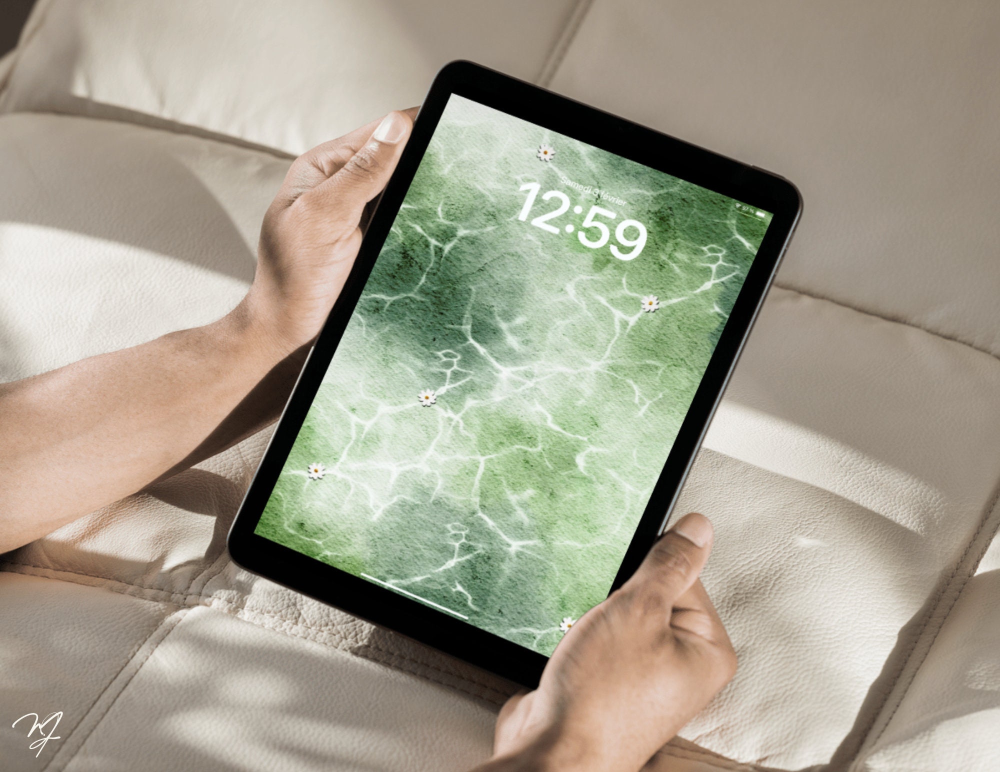 Dark Sage Green Wallpaper iPad Ios Theme, Green Splash Background iPad ...