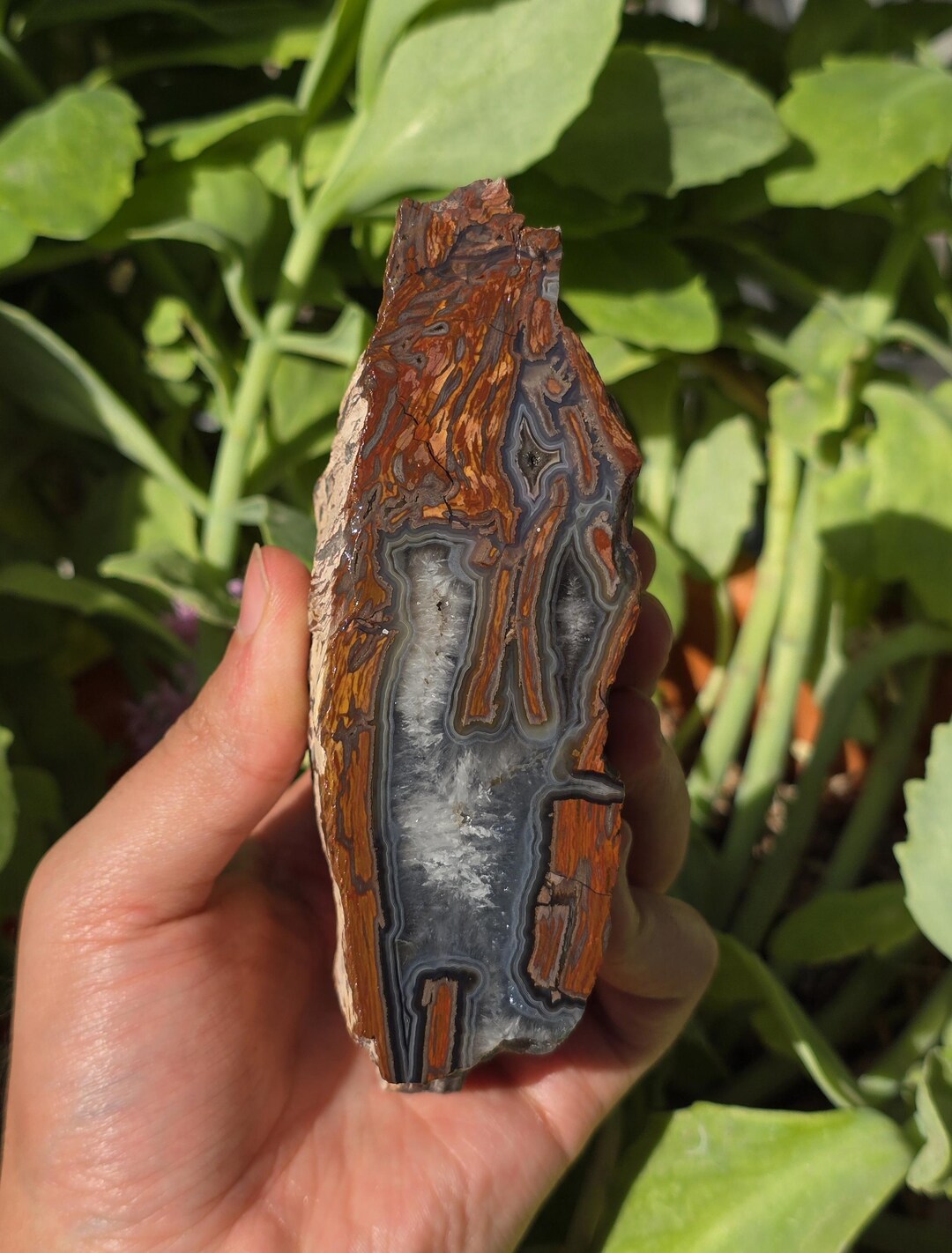 Gray and Blue Banded Rhyolite Agate, Quartz Crystal, Turkish Agate ...