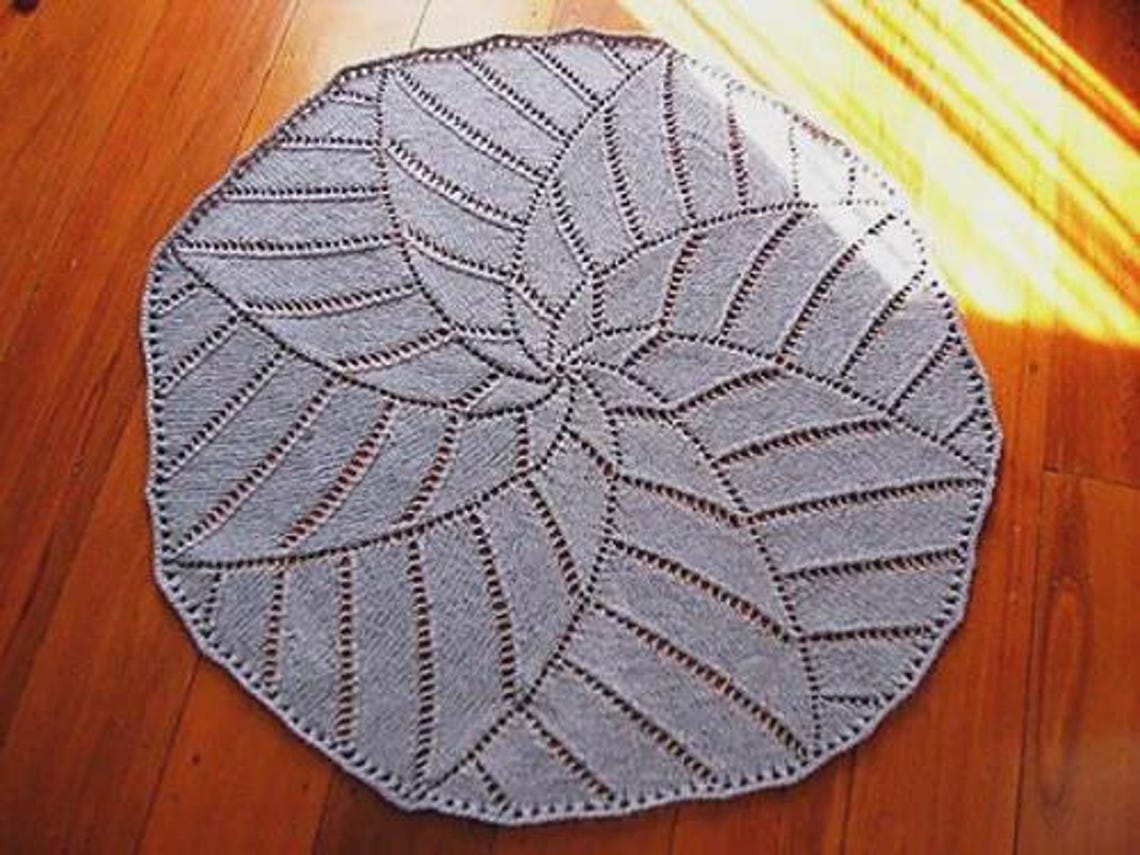 Radiating Star Blanket Knitting Pattern – Cozy Round Lap Blanket PDF ...