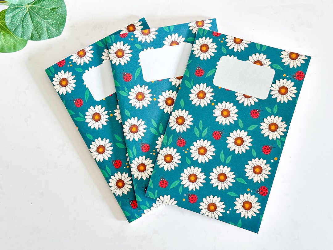 Daisy and Ladybugs Pattern Notebook Blank Pages Soft-cover Half-letter ...