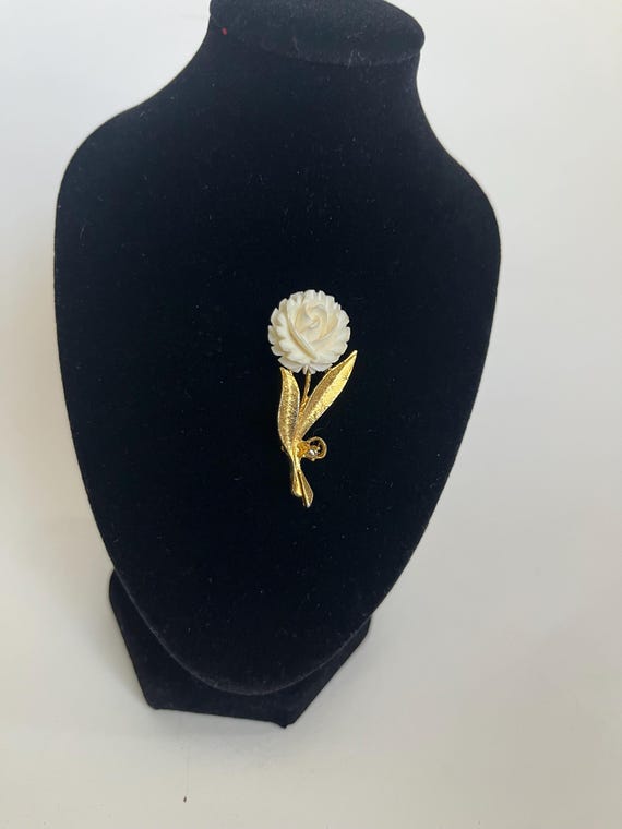 Vintage white enamel rose - Gem