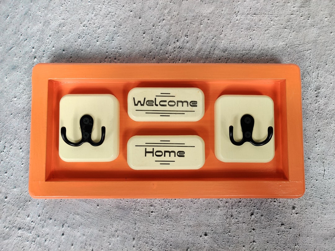 Retro Futurist Wall Mounted Key Holder - Four Prong Entryway Keyholder ...