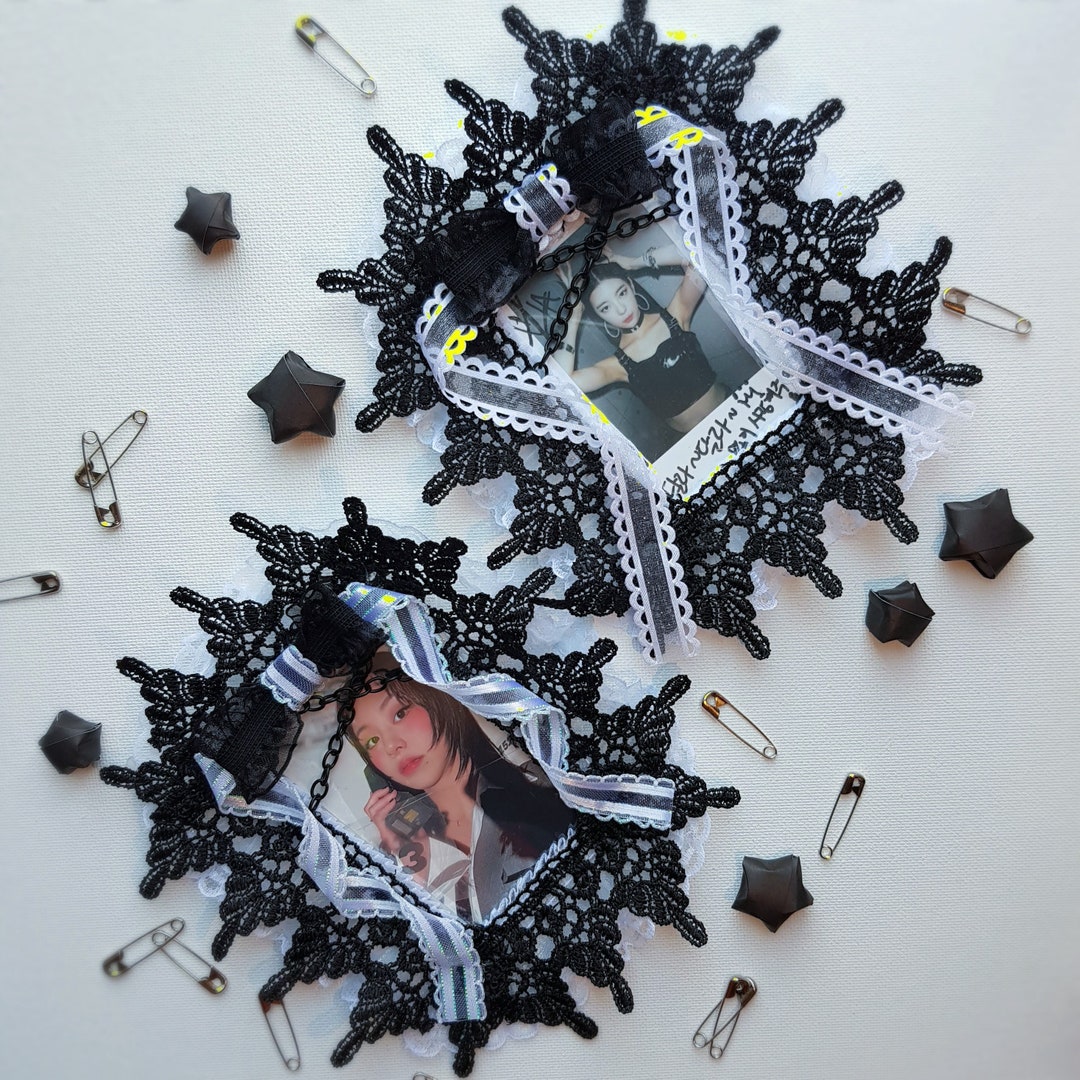 Oreo || Black & White Lace Toploader Deco - Etsy
