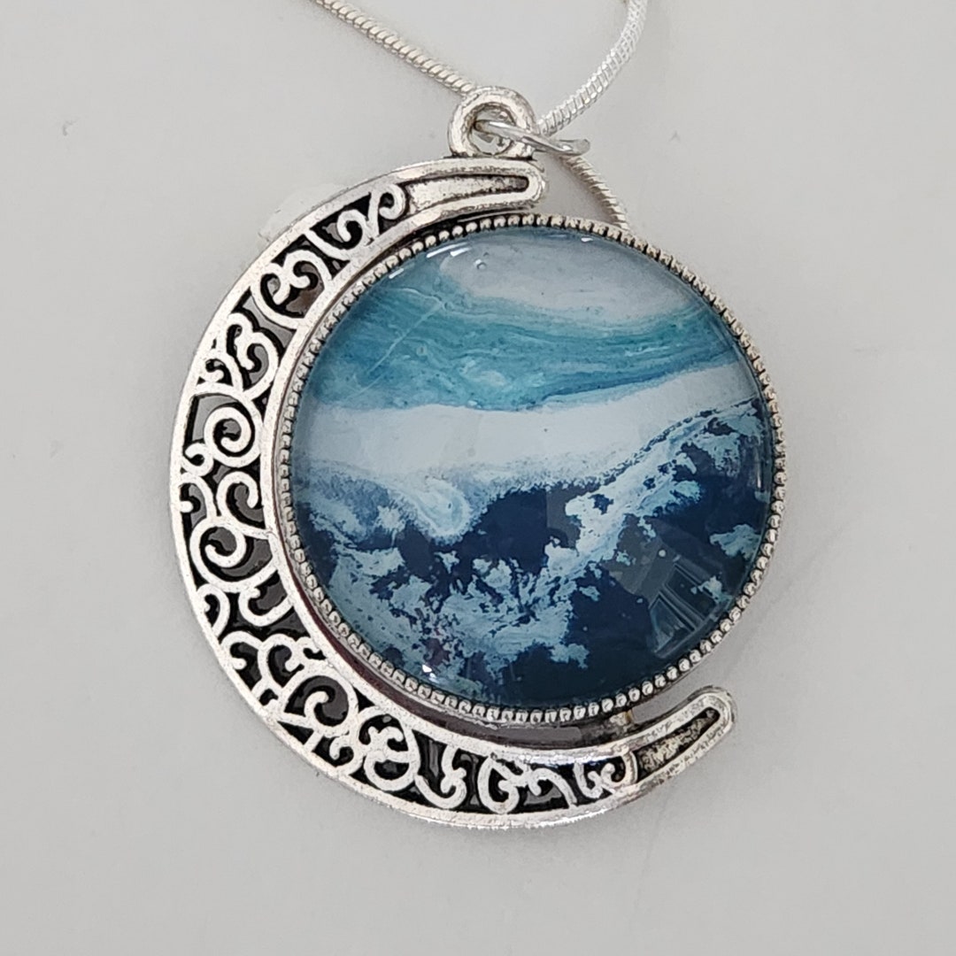 Rotating Moon Necklace, Spinner Pendant With Blue & Purple Pendants ...