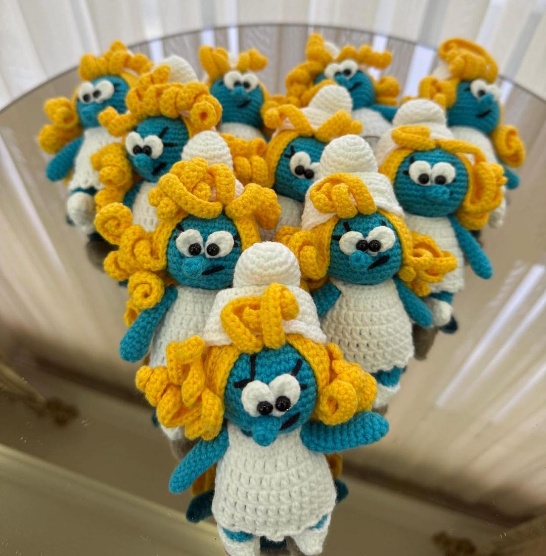 Lot of 10 Smurfs/ 80s Crochet Toys/ Girl Amigurumi Keychain Smurf - Etsy