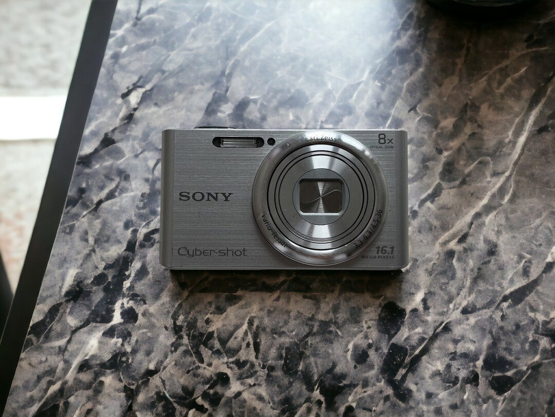 Valentine's Day Special: Rare Grey Sony Cybershot DSC-W730 16.1MP, High ...