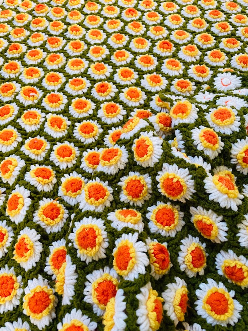 Vintage Daisy Daffodil Flower Hand Crocheted Afghan Throw Blanket ...