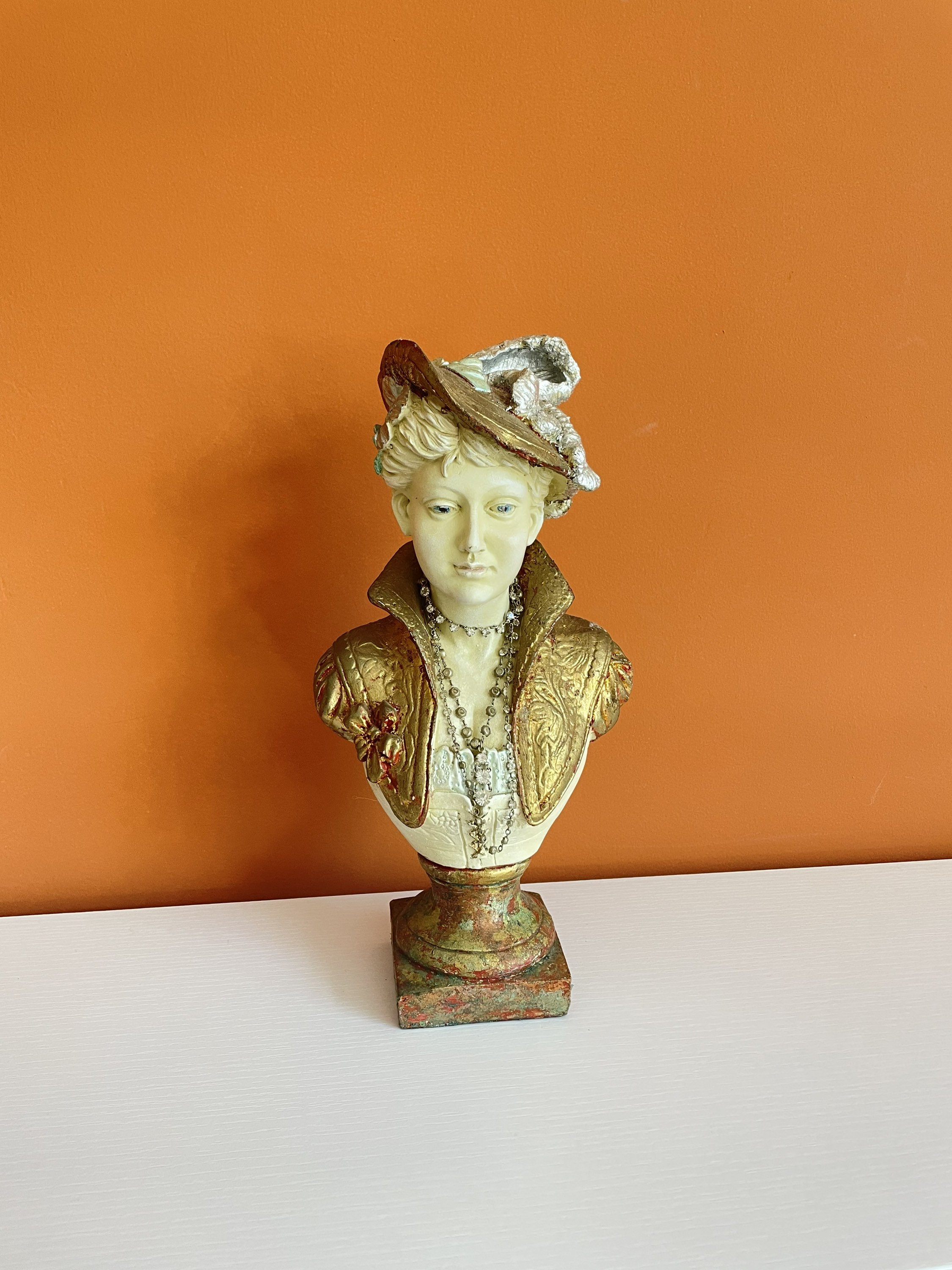 Vintage Victorian Bust of a Woman Gentlelady Lady W/ Moveable Necklace ...