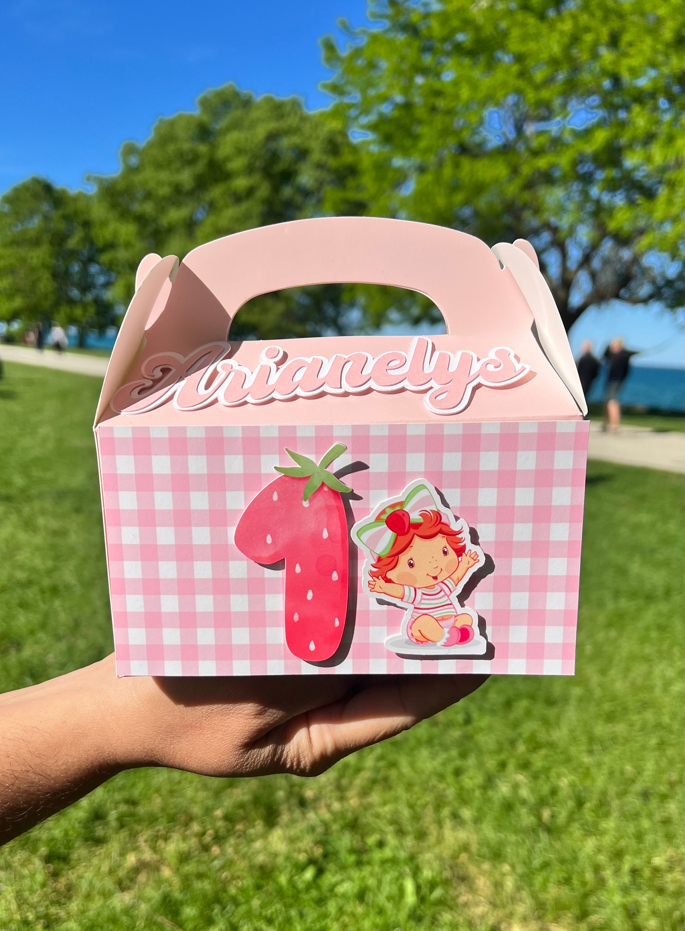 Strawberry Favor Boxes, Baby Strawberry Gable Box, Party Favor Boxes ...