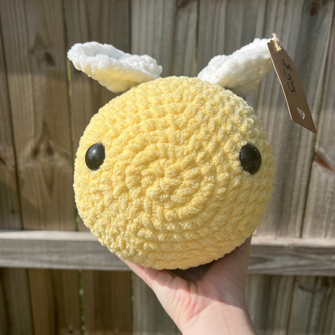 Jumbo Bee Crochet Amigurumi Stuffed Animal - Etsy