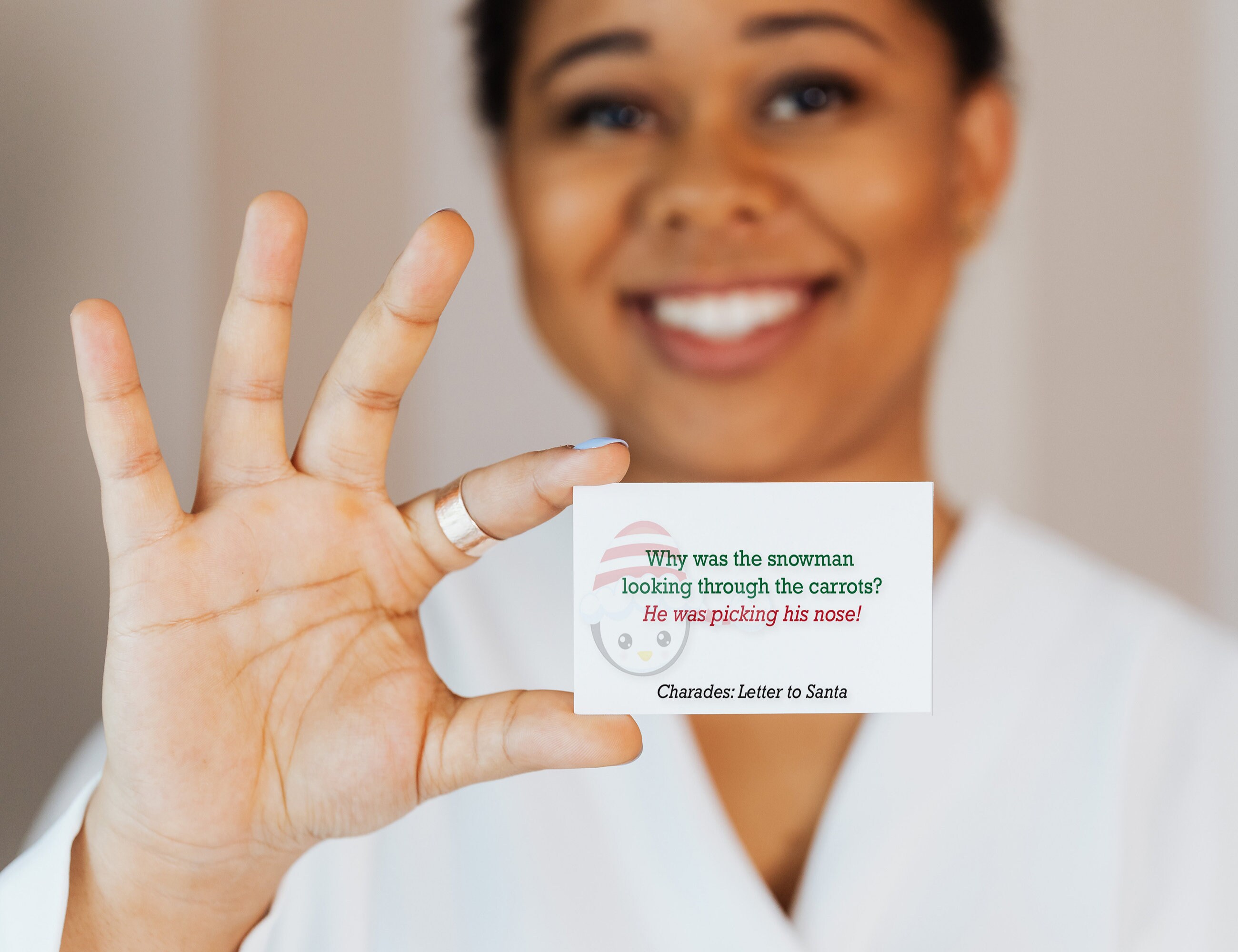 Jokes for Crackers Christmas Cracker Mottos and Charades Corny Joke and ...