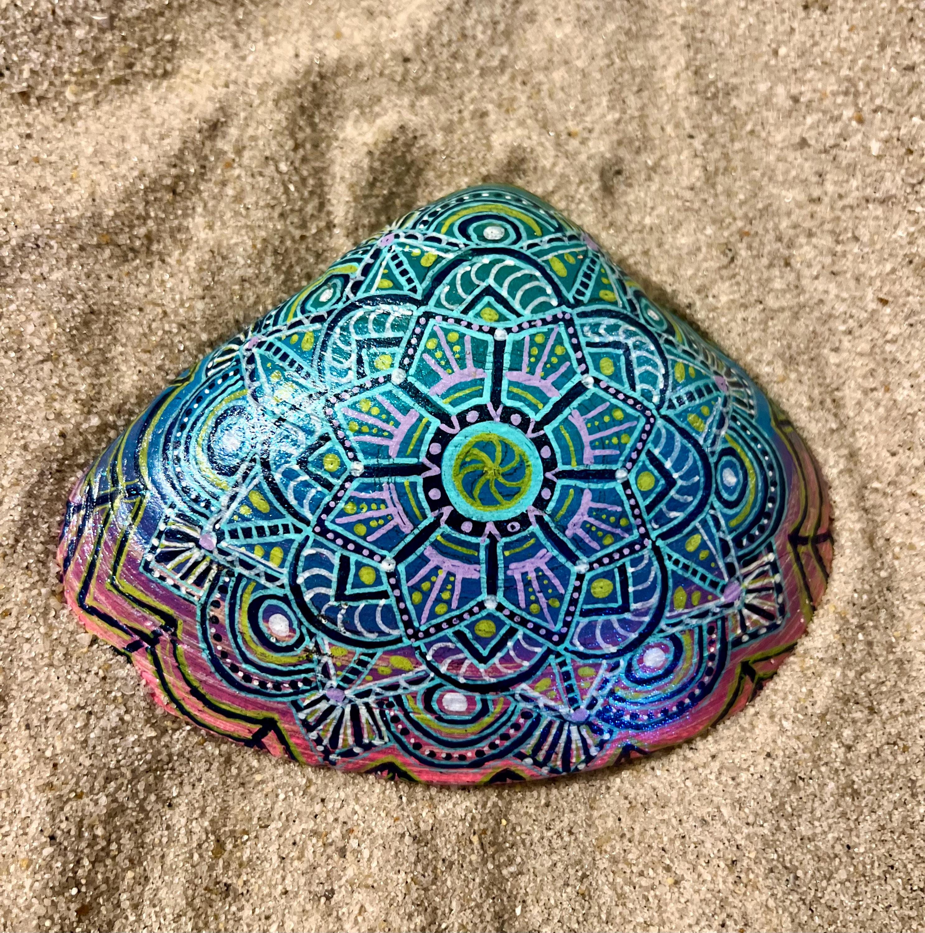 Hand-painted symmetry Seashell - Etsy