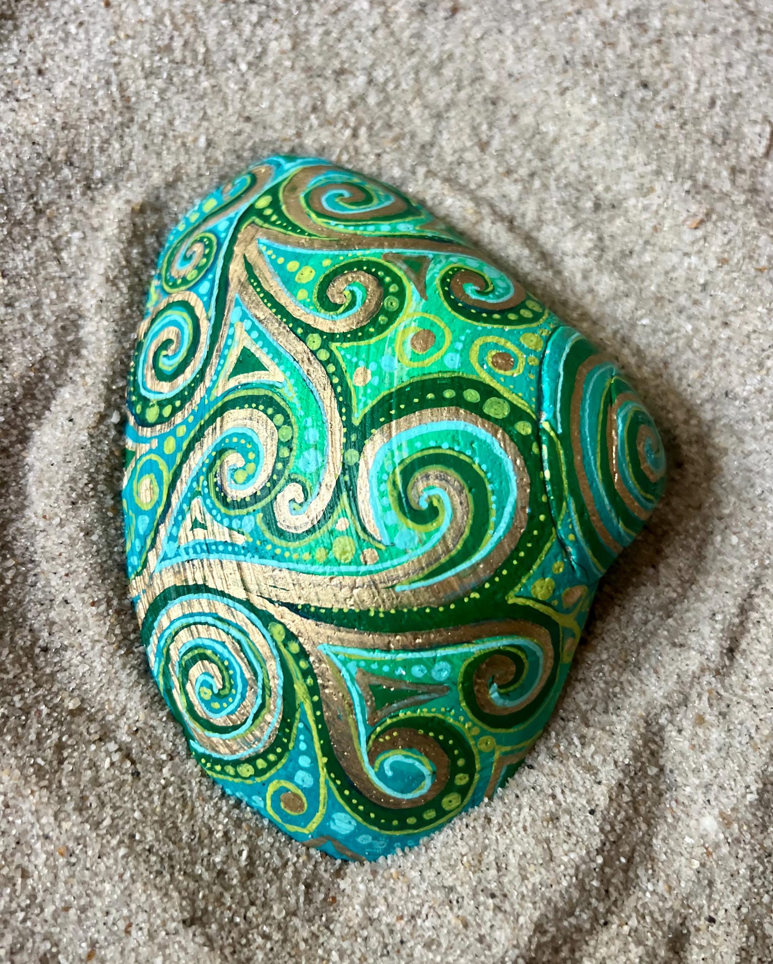 Hand-painted golden Dreams' Seashell - Etsy