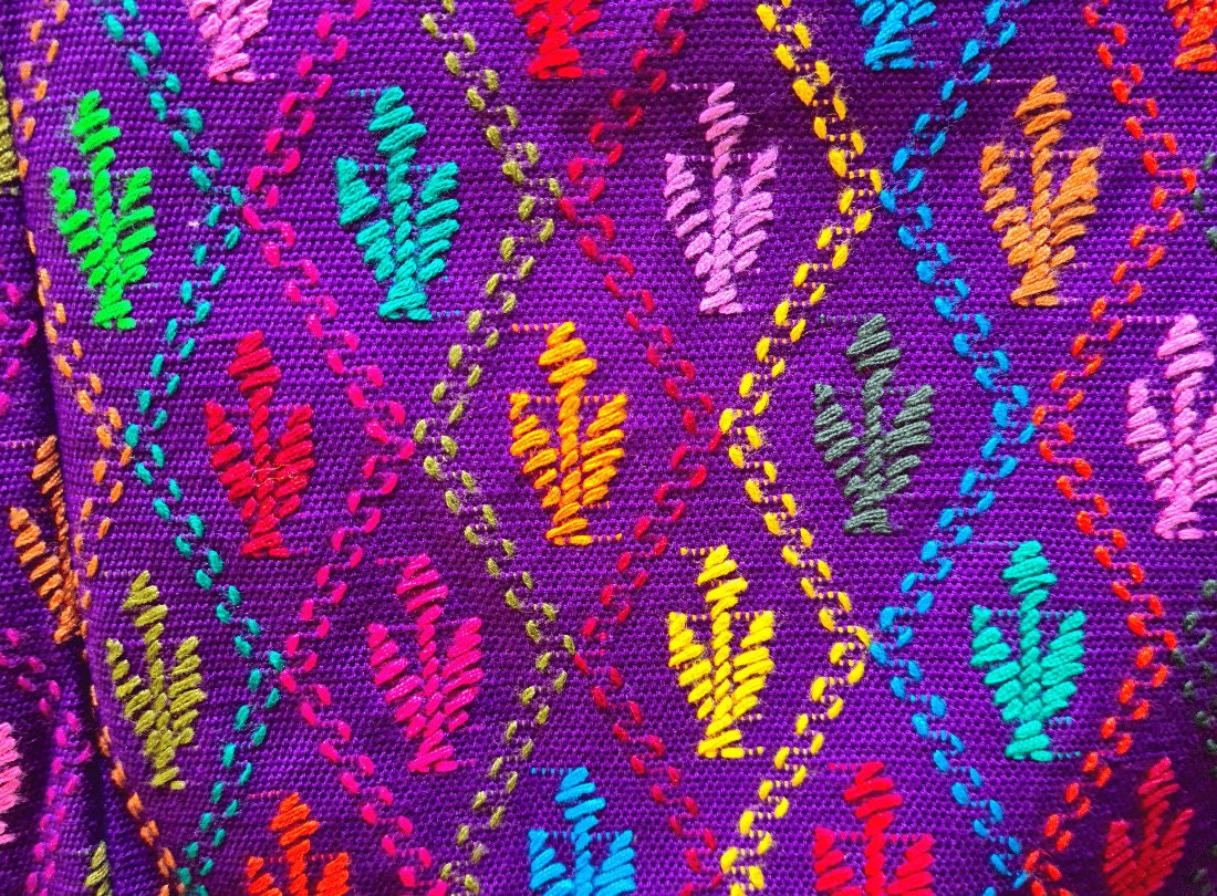 Huipil Zigzag Purple Background - Etsy