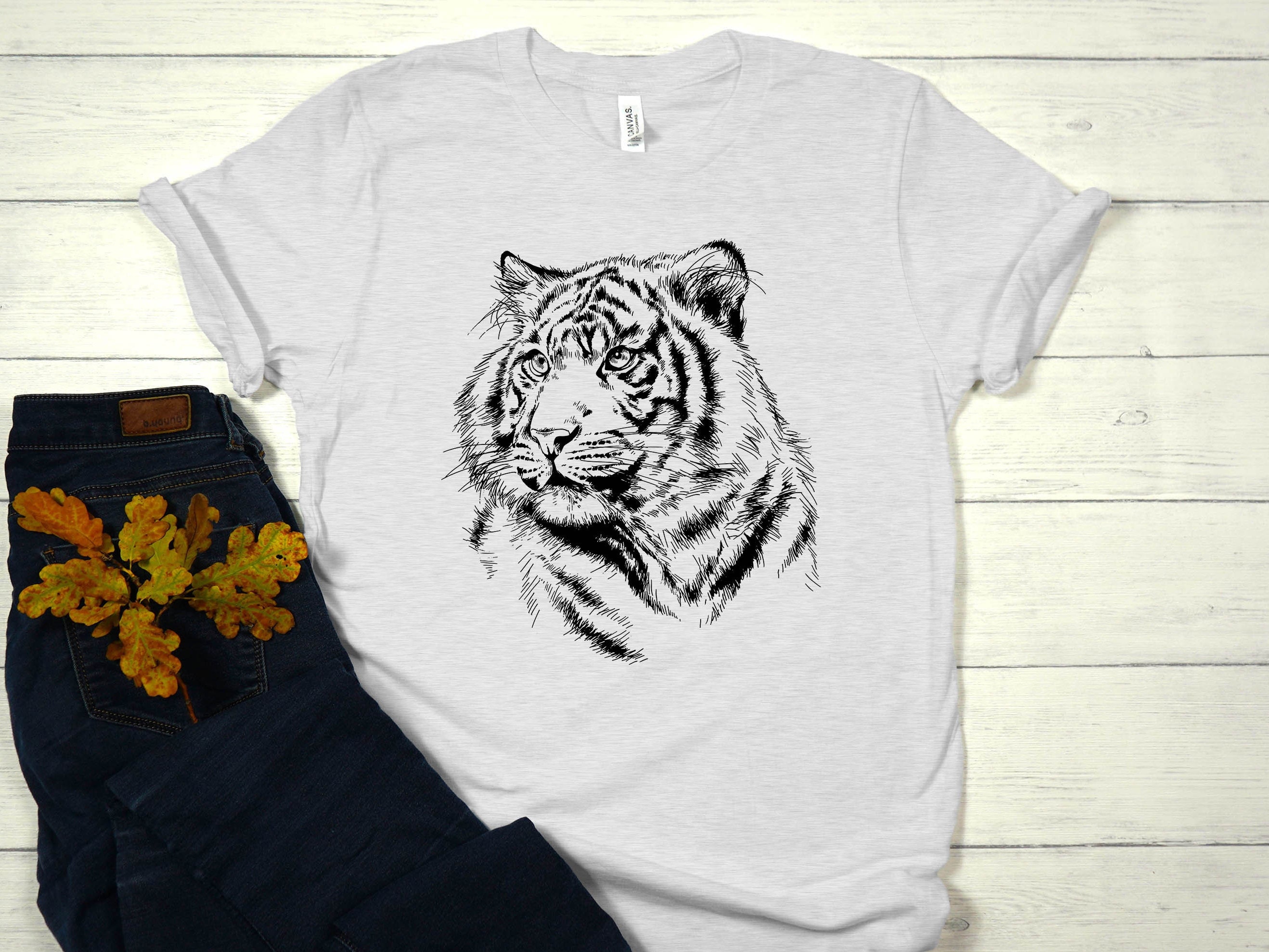 Tiger, Tiger Tshirts, King Tiger Tees, camisa de animal, Funny Tiger Tees, Funny animal Tees ...