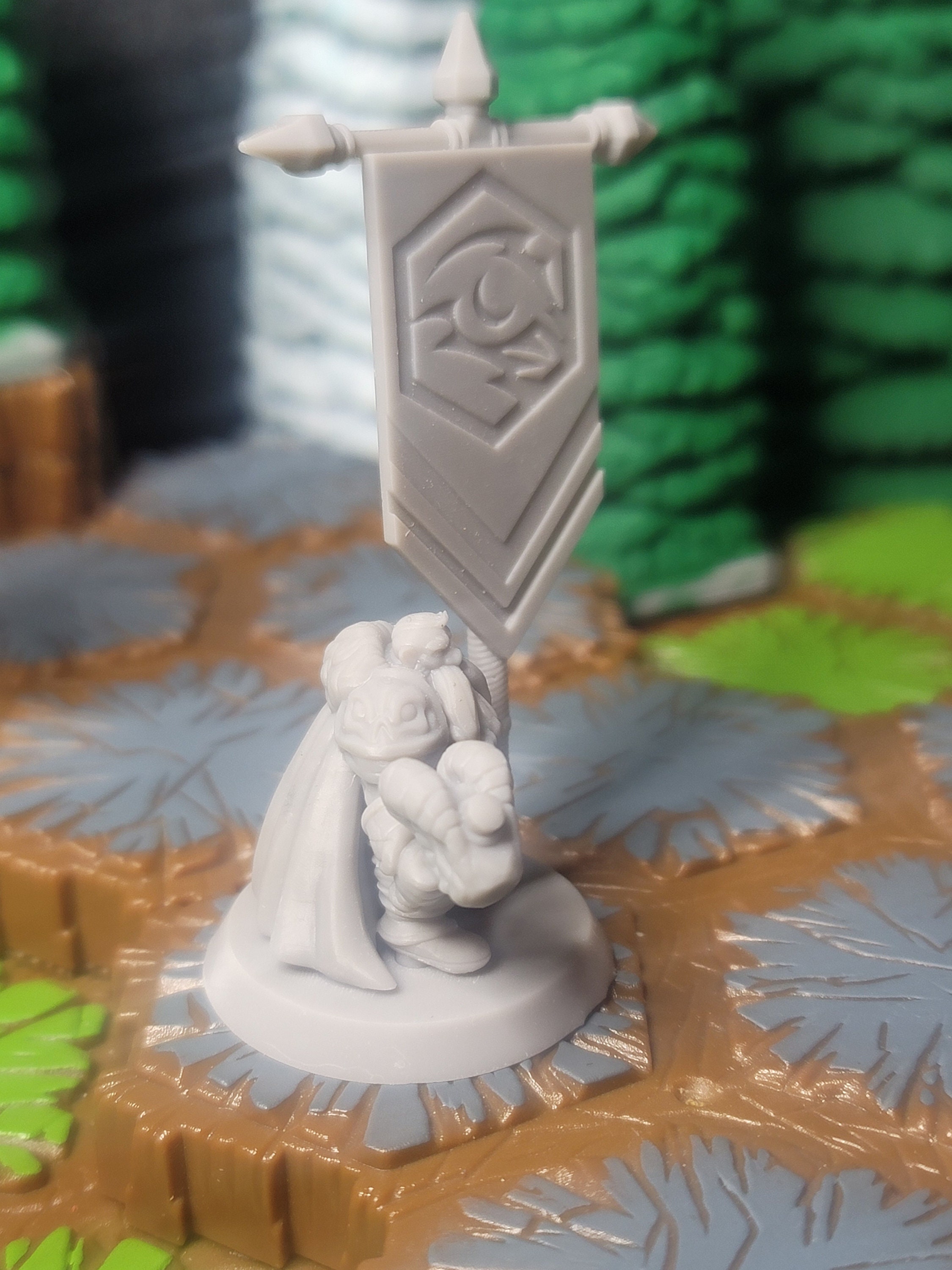 Grynik Ironbleeder - Aquilla's Flag Bearer - Heroscape - Custom - RPG ...