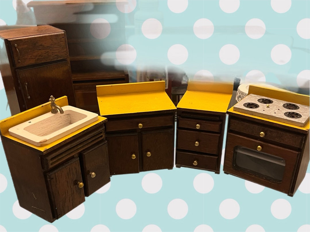 Concord Miniature Full Vintage Kitchen Set/bright Yellow and Wood ...