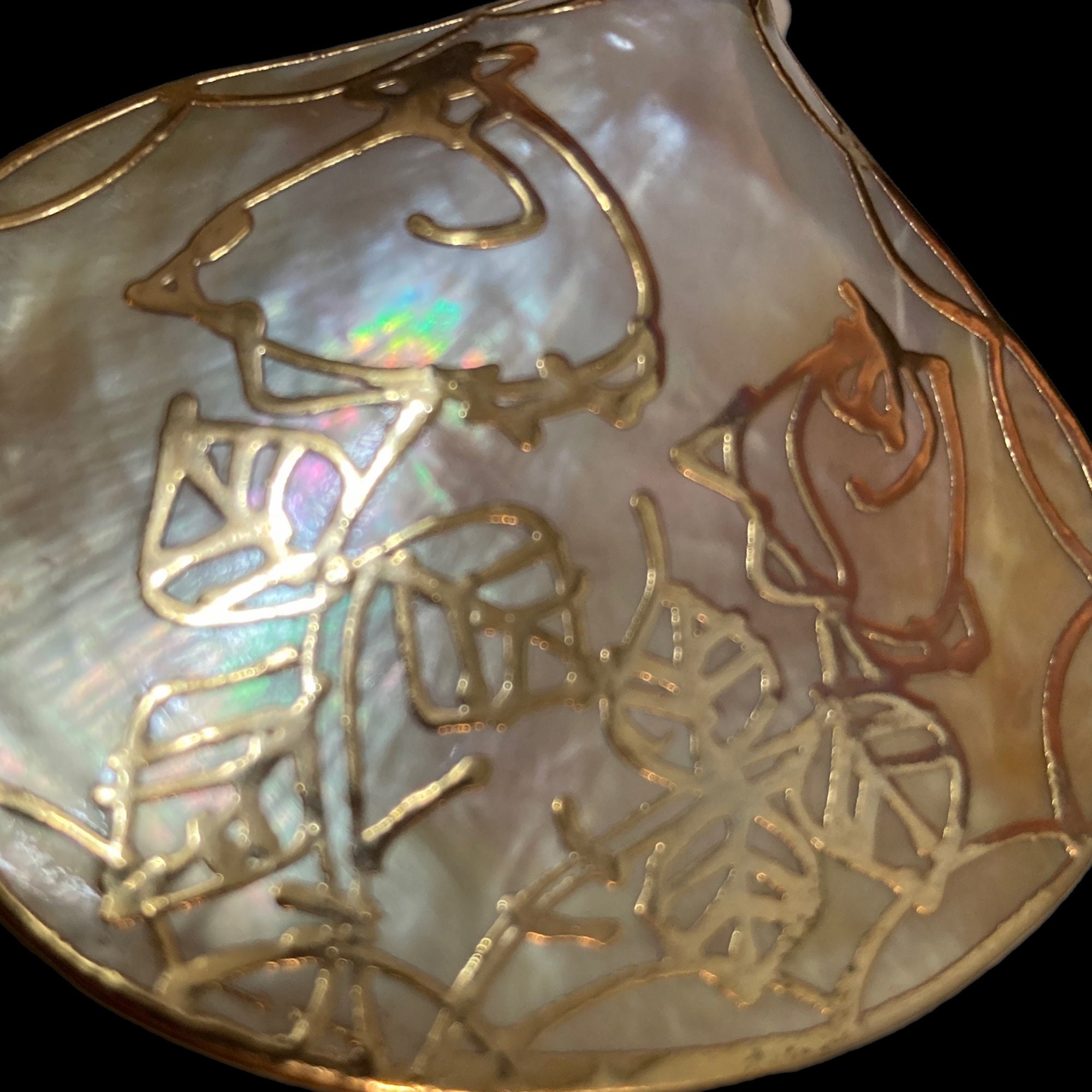 The Blue Lagoon House/huge Shell Pendant/vintage Gold From the 70s/sea ...