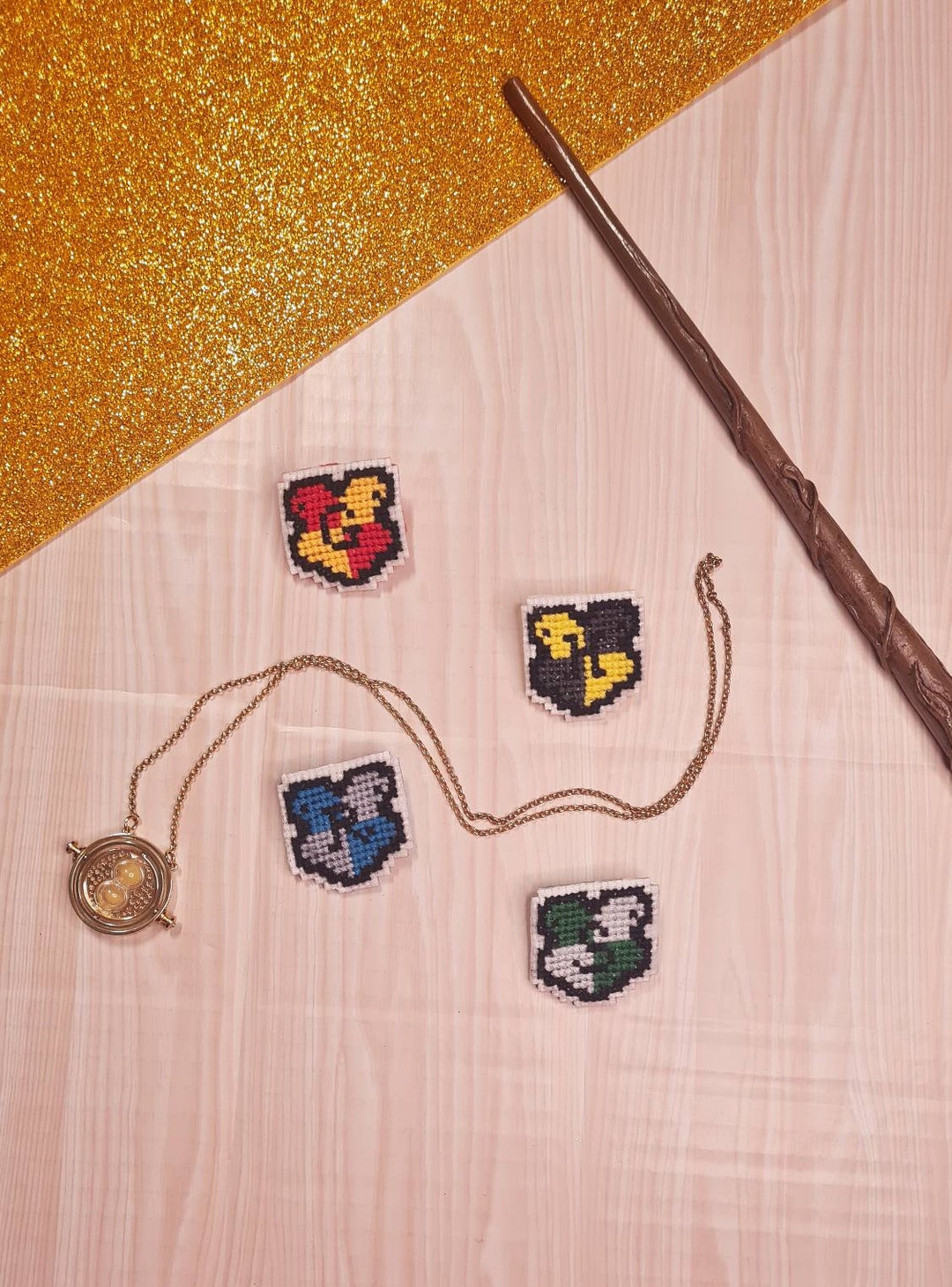Pixel Art Hand Embroidered Hogwarts Houses Brooch Harry Potter Gift ...