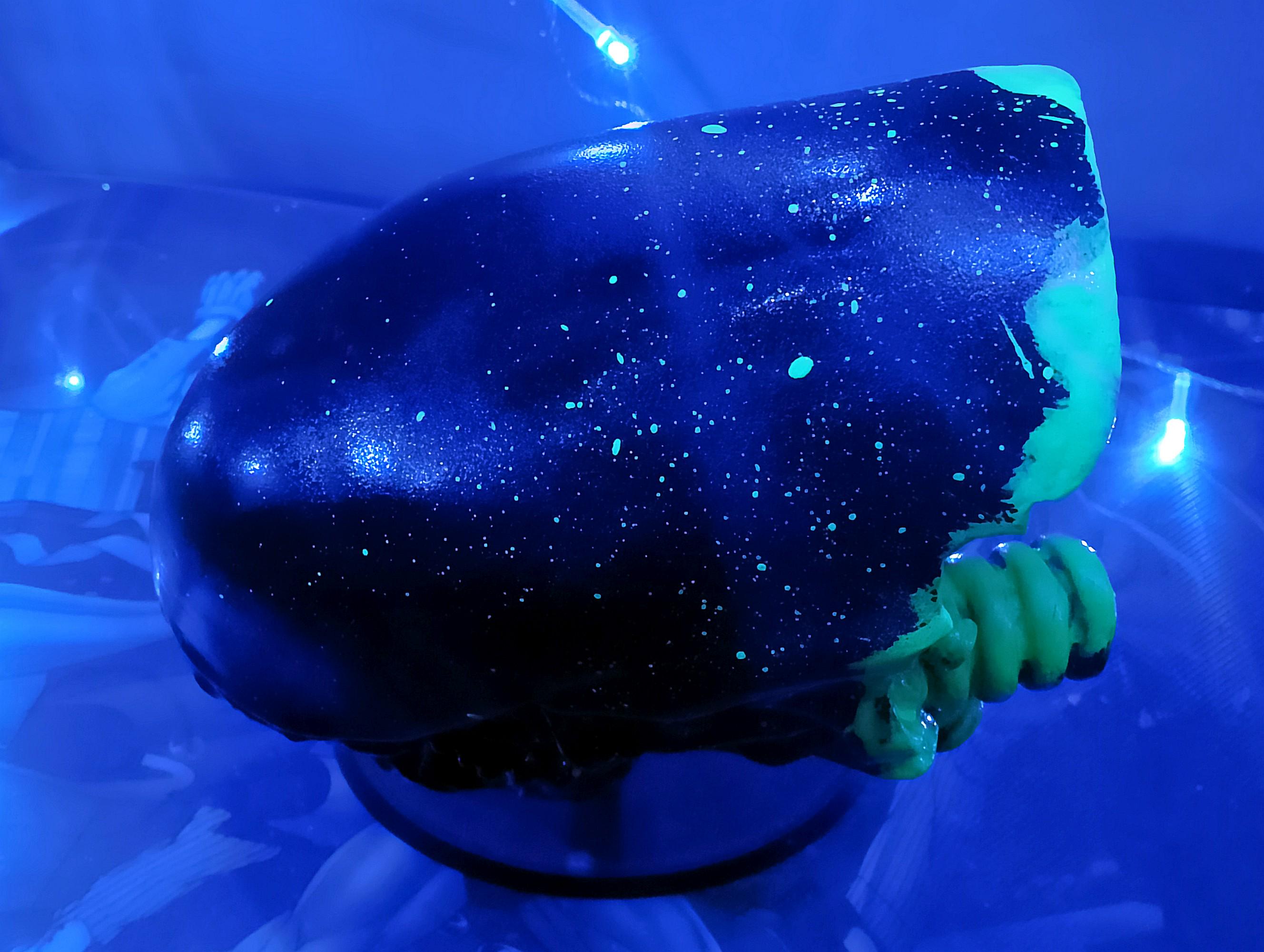 ALIEN XENOMORPH TROPHY Ripped Head / Fluorescent Painted 3D Model 25cm ...