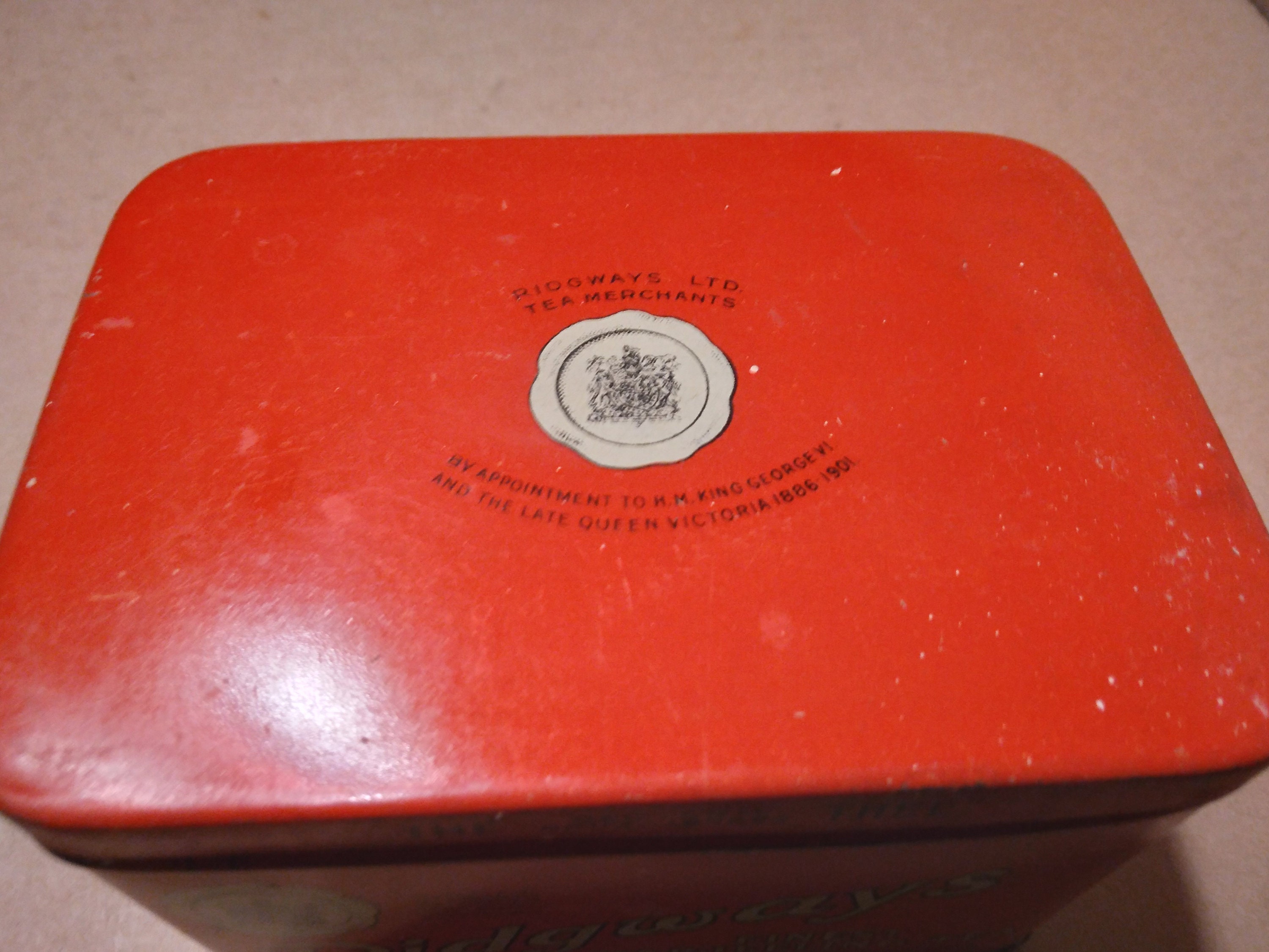 Tin Tea Box, Vintage Famous Red Tea Box, Ridgways Finest Darjeeling Tea ...