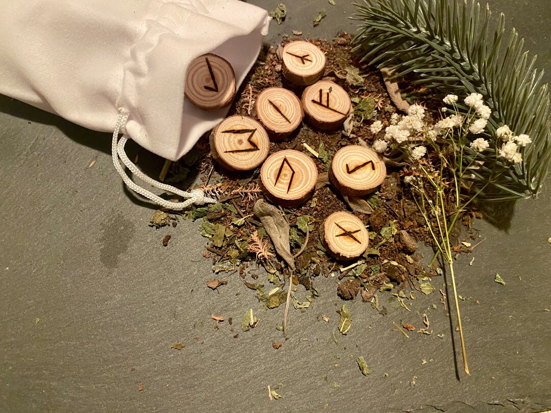 Runas Futhark Antiguo // Runas Vikingas // Runas Adivinación - Etsy