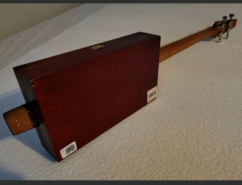 Acoustic Cigar Box Guitar - Etsy