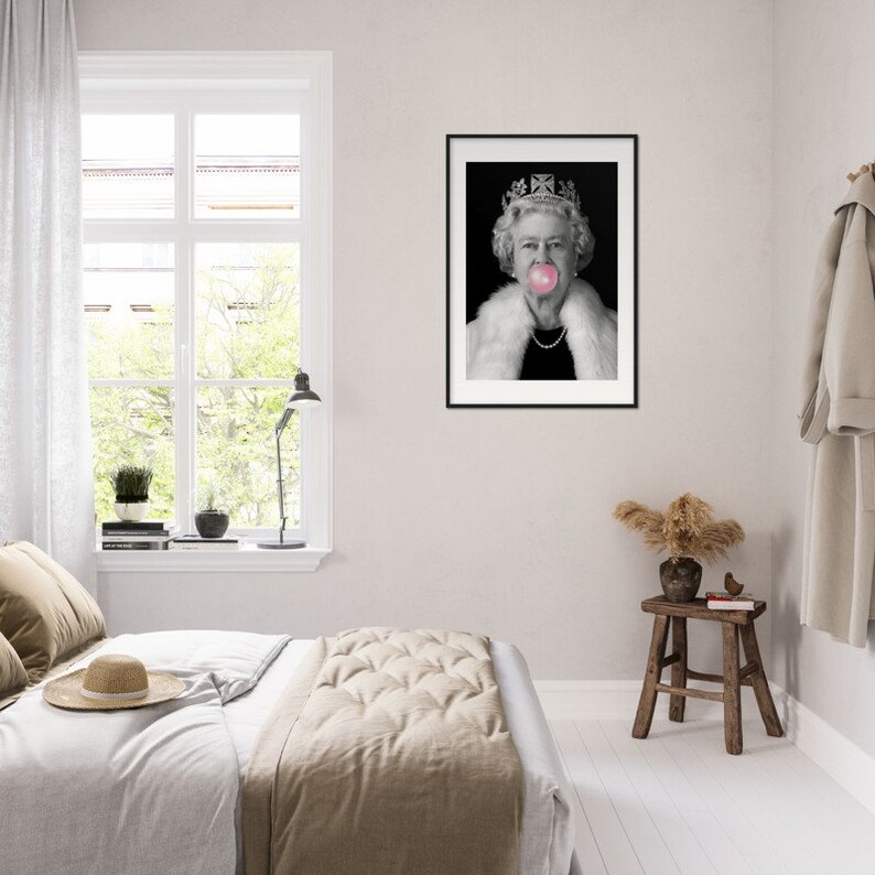 Queen Elizabeth Poster Bubble Gum Queen Elizabeth Wall - Etsy Queen Elizabeth Poster Bubble Gum Queen Elizabeth Wall - Etsy