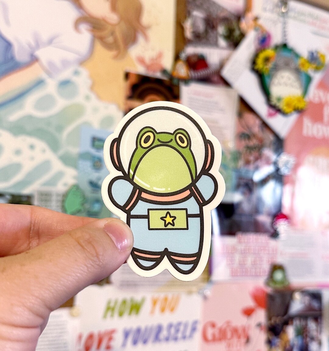 Astronaut Frog Vinyl Sticker Hydro Flask Laptop Retro Aesthetic - Etsy