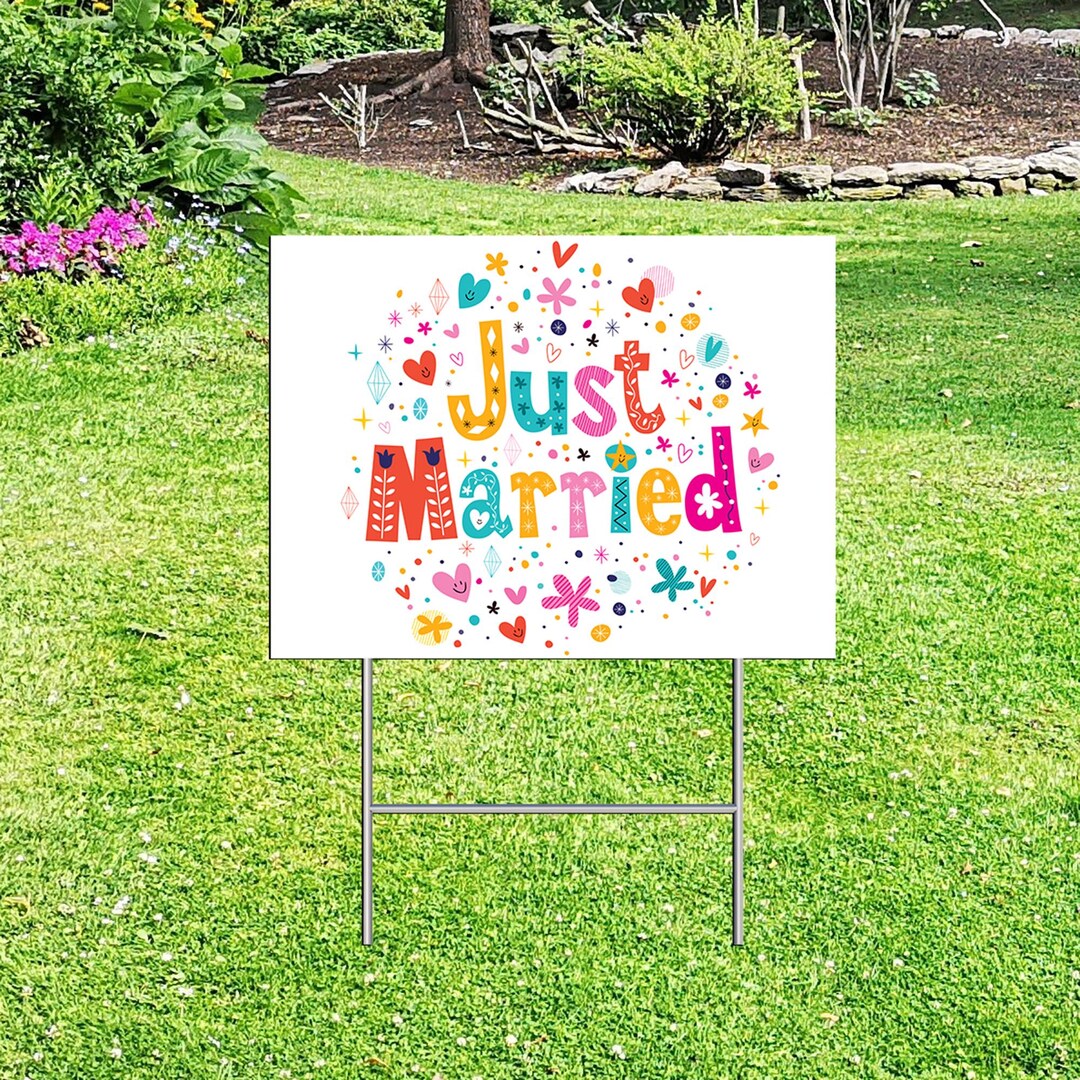 Just Married Wedding Sign, Newlywed Gift Surprise for Home After the ...
