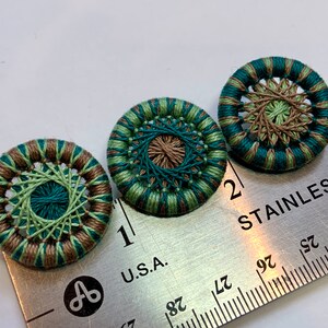 Brussels One Inch Buttons -- Set of 6 - Etsy