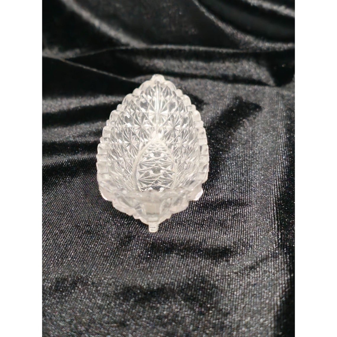 Vintage American Pressed Glass Fenton Daisy and Button Pattern Canoe ...