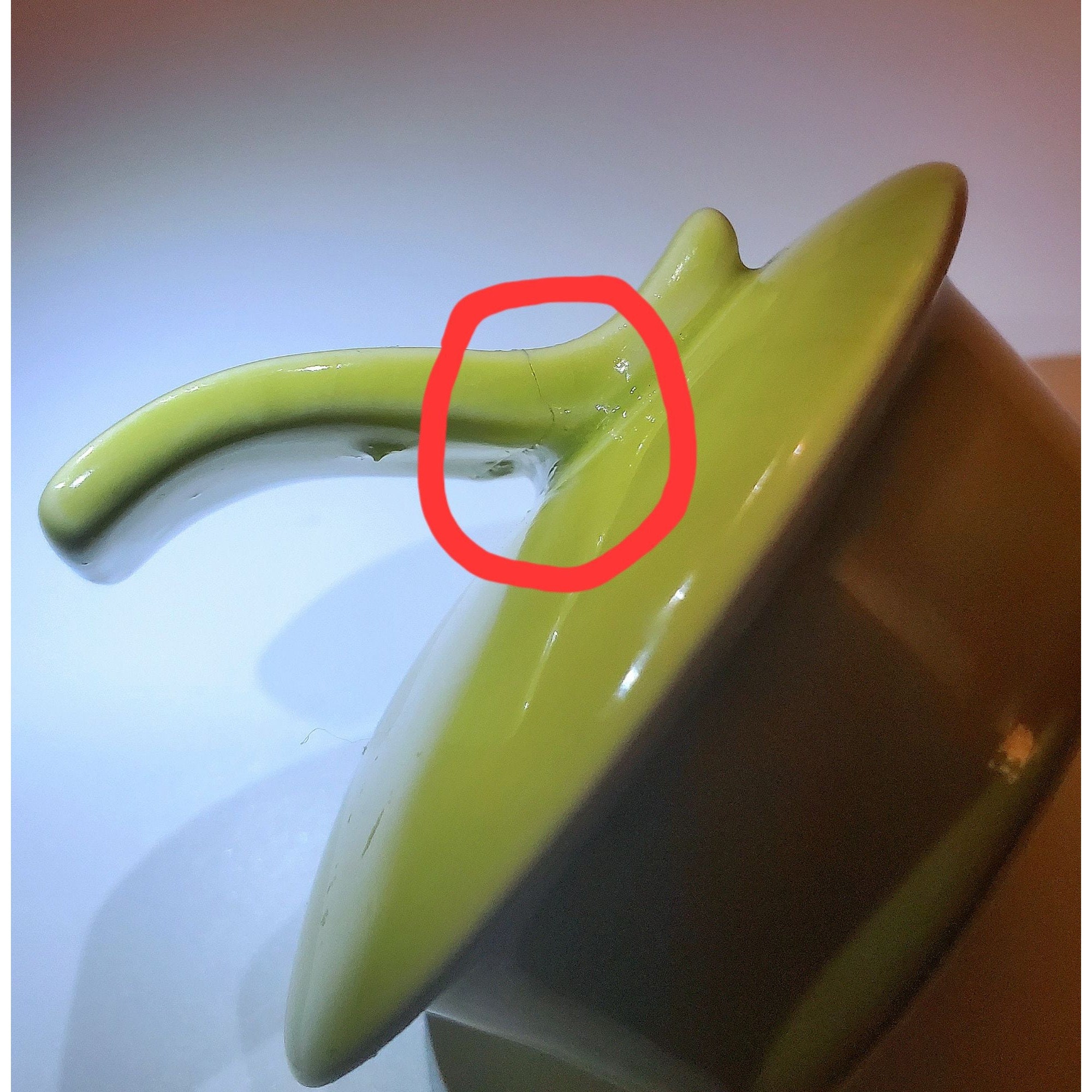 Red Wing Pottery Chartreuse Lotus Stretch 12 Coffee Teapot Pitcher READ ...