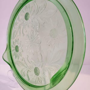 Jeannette Uranium Glass Footed Cake Plate 10 Sunflower Pattern Vintage ...