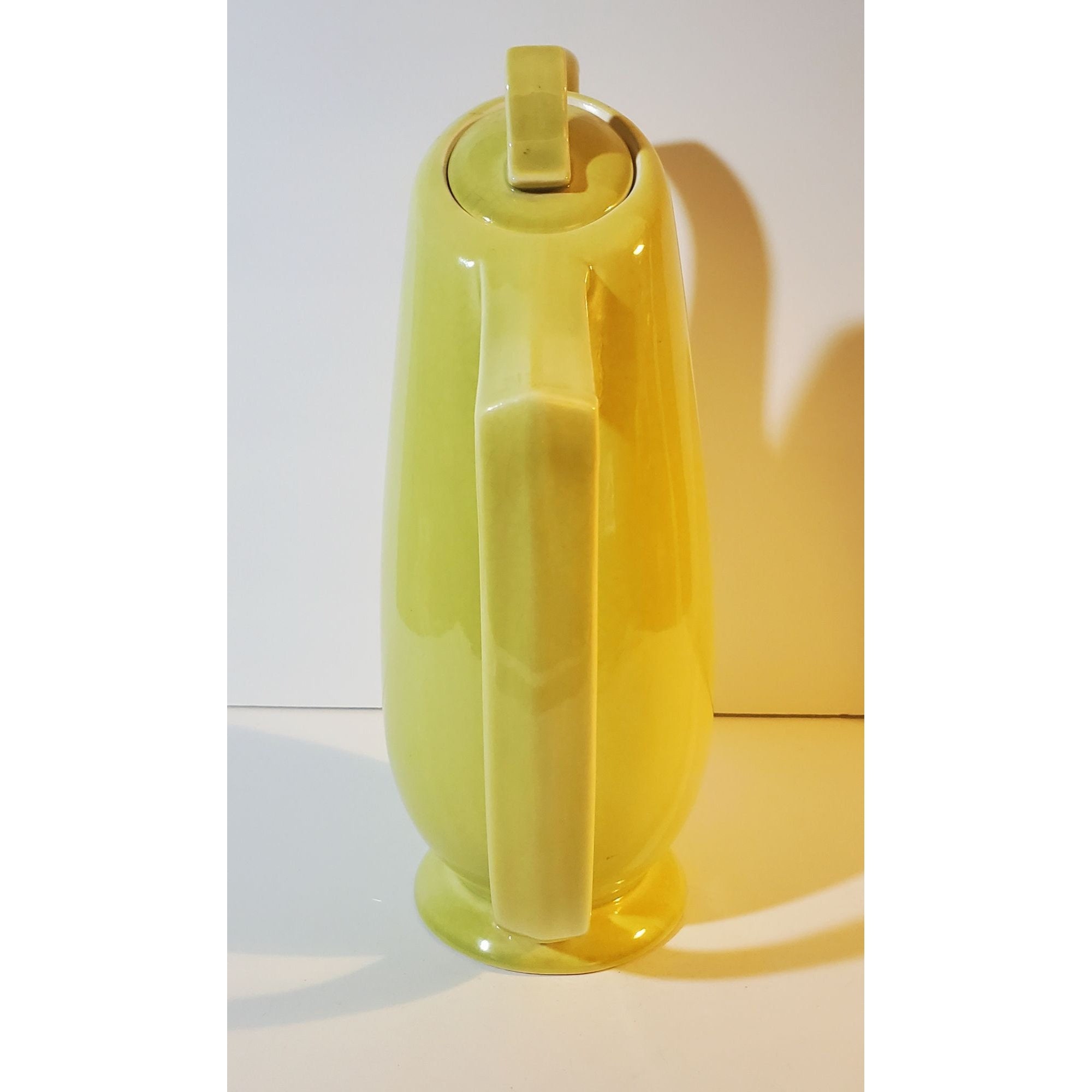 Red Wing Pottery Chartreuse Lotus Stretch 12 Coffee Teapot Pitcher READ ...