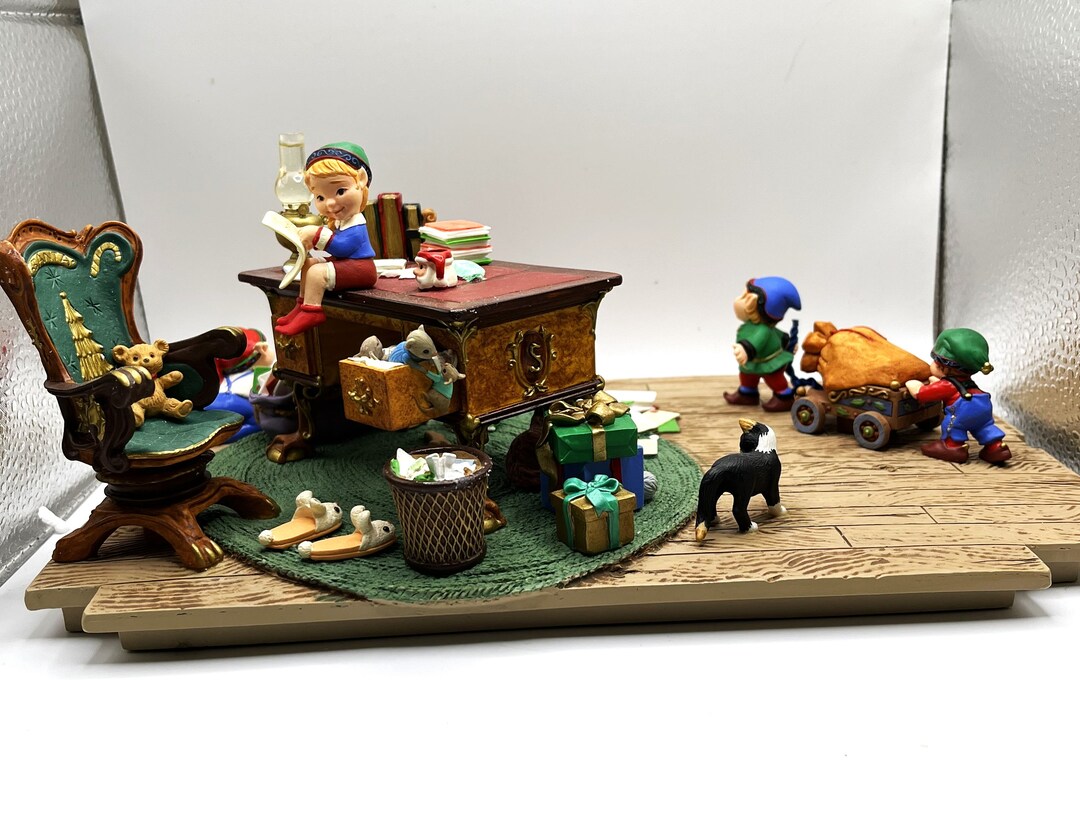 RARE! Vintage Hallmark Santa's Desk Ornament and Figurine Set Original ...