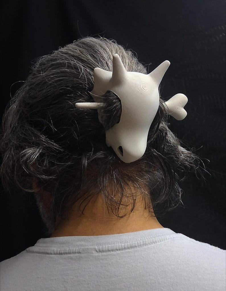 Cubone Hair Clip – 3D Printed Pokémon Bone Helmet Claw - Etsy