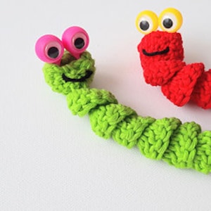 CROCHET PATTERN, Finger Puppet Googly Eye Worry Worm, Crochet Toy ...