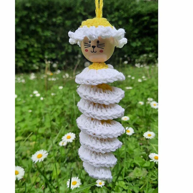 Daisy Wiggle / Worry Worm Crochet PATTERN, Worry Worm With Wooden Head ...