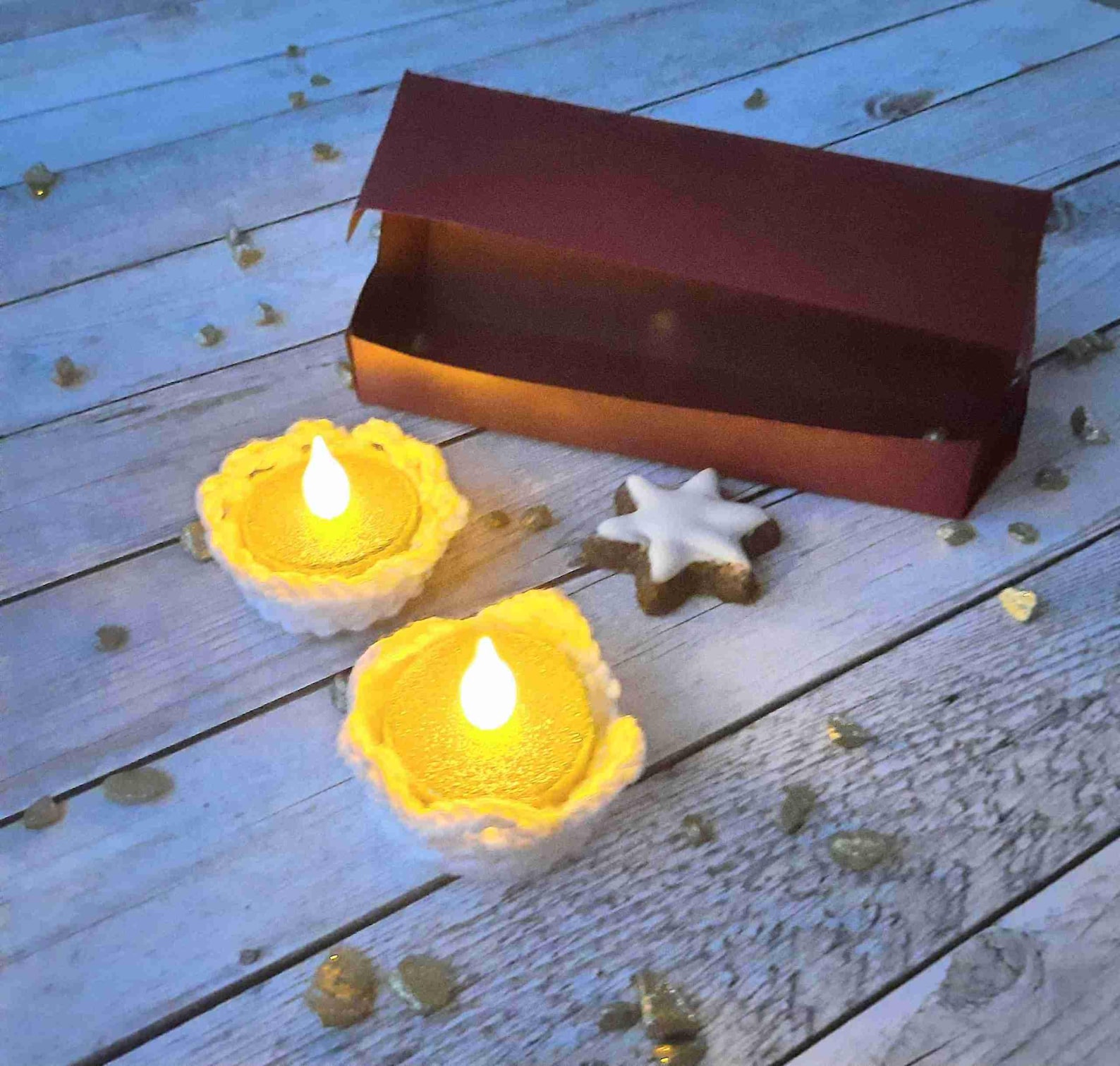 3 Festive Tea-light Cozy Crochet Patterns | Tea Light Holder Crochet ...